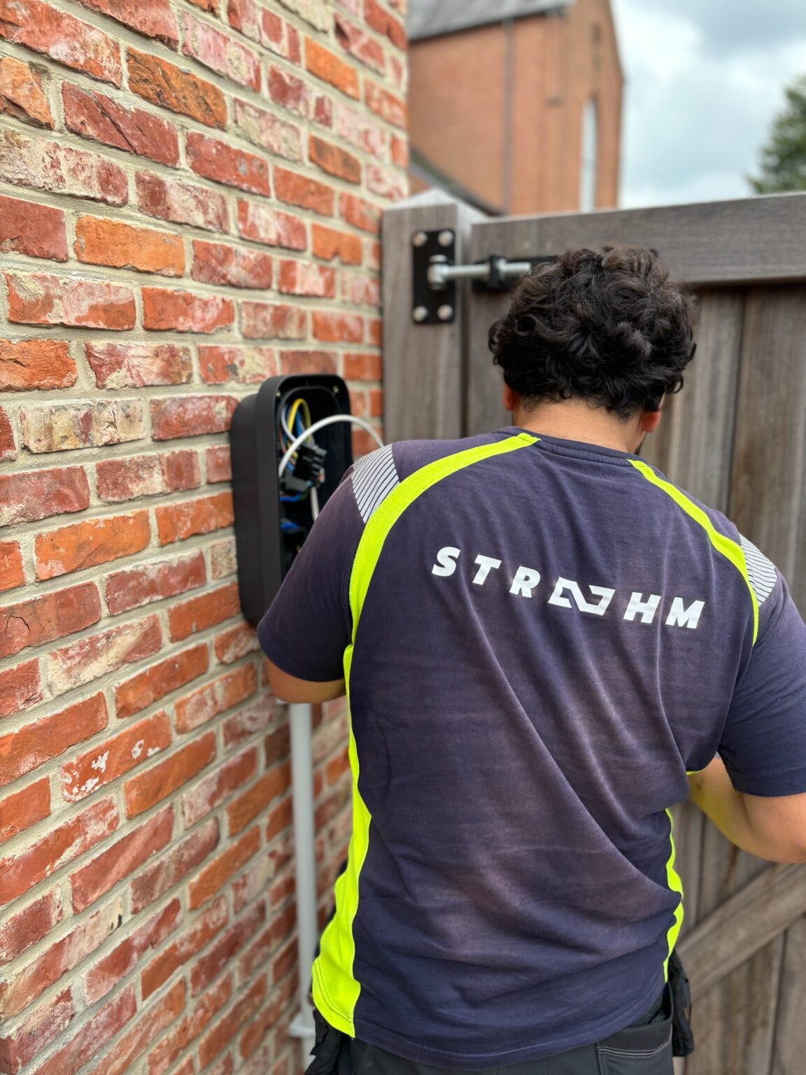 Installateur de bornes de recharge électrique – Stroohm